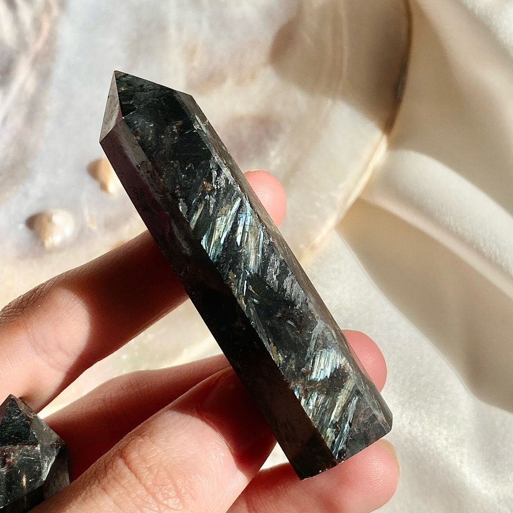 Astrophyllite Crystal Point – Terra Soleil